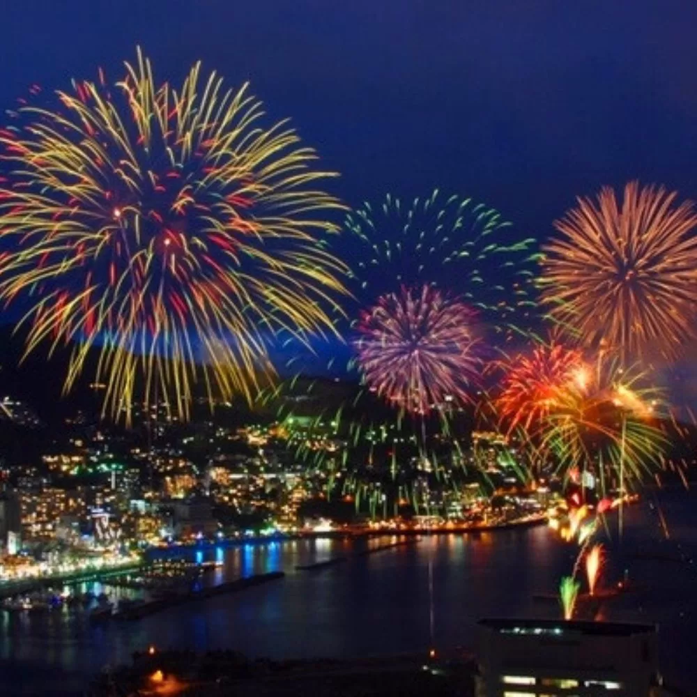 Atami Marine Fireworks Festival: A 70-Year-Old Tradition Continues