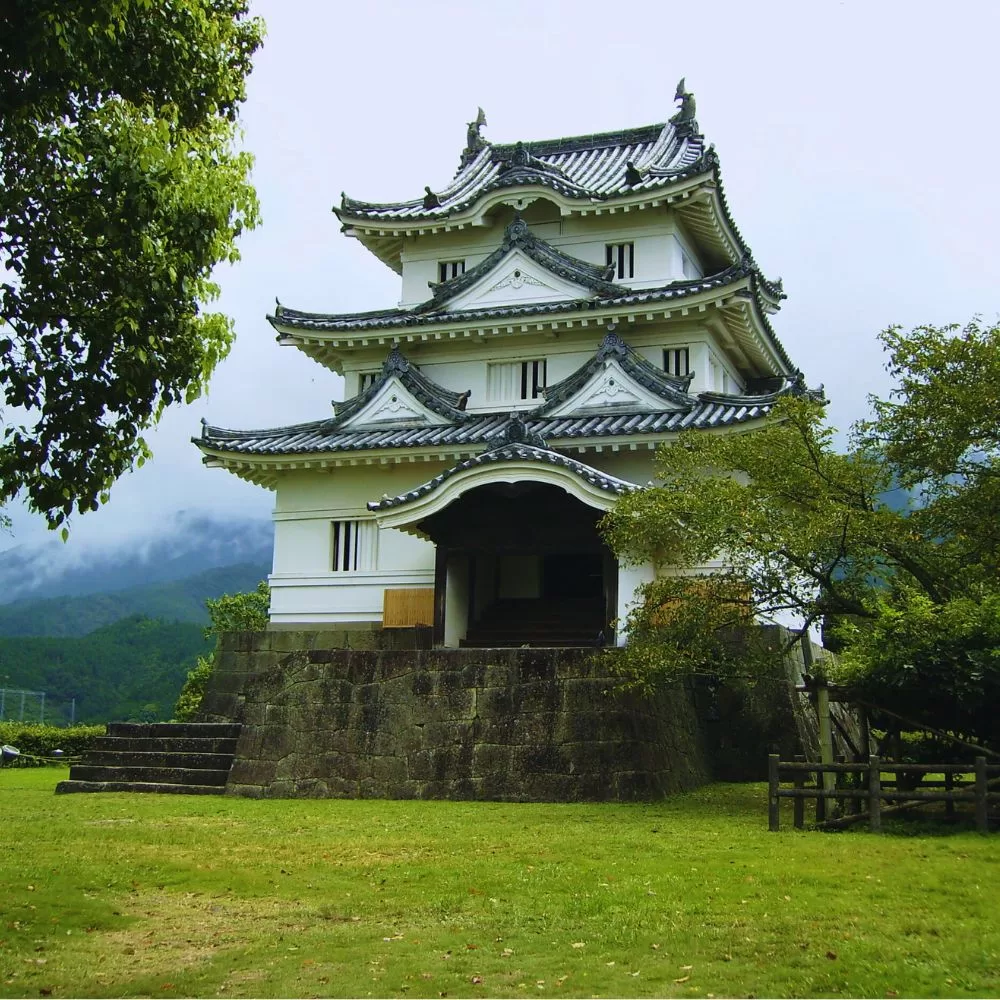 Uwajima Castle A Historically Significant Japanese Castle