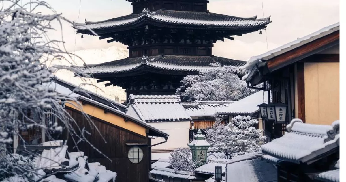 Japan's Snowy Winter Wonderland Captured